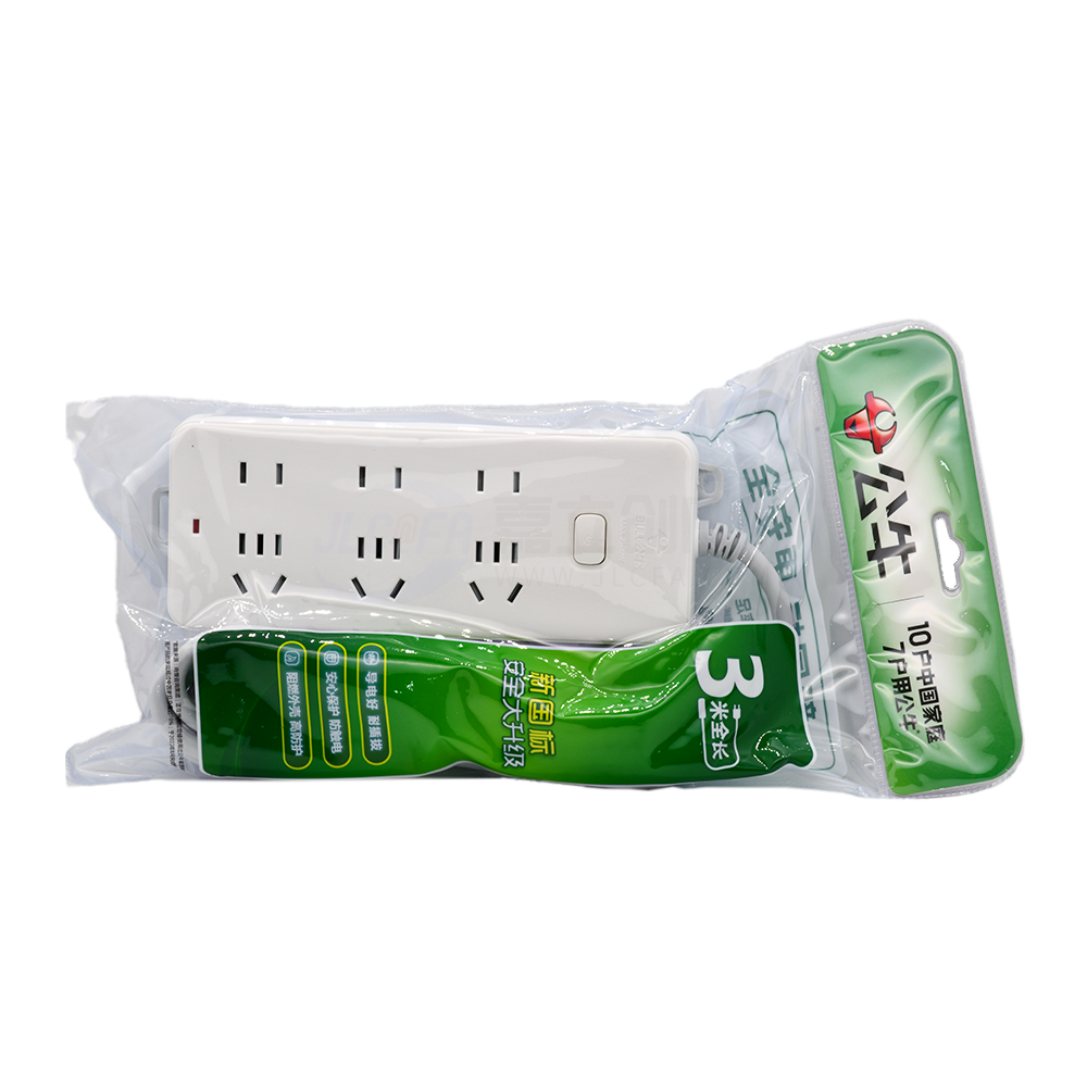 公牛BULL 插线板 GN-402 全长3米6位总控开关-嘉立创FA商城